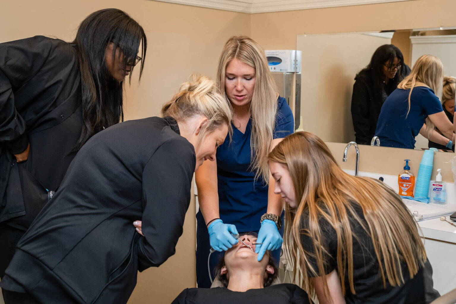 Our Dental Assisting Program - Dental Assistant Academy